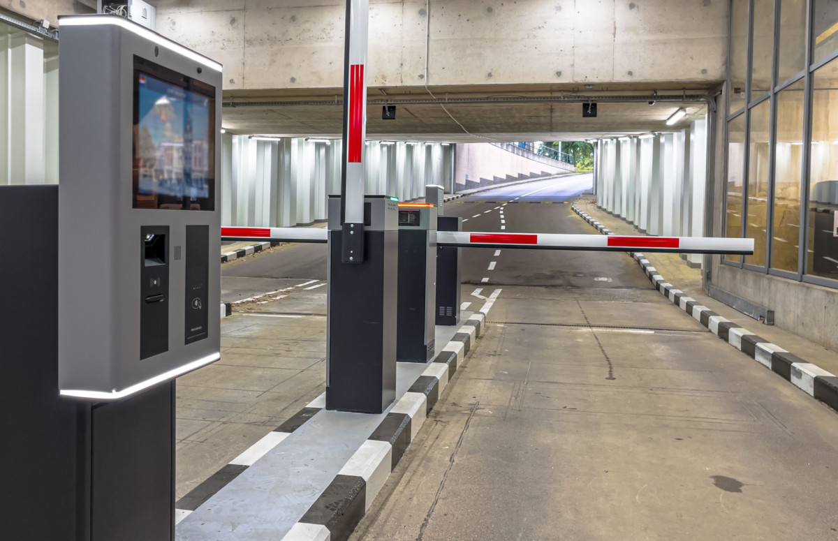 INDUSTRIAL GATES - All-Rite Doors